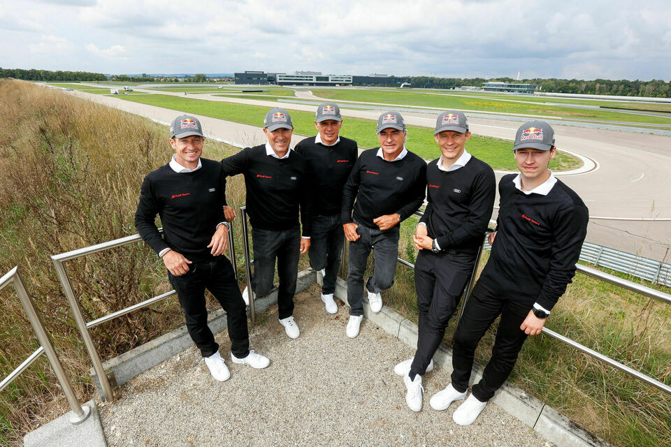 Launch Audi RS Q e-tron E2 | Audi MediaCenter