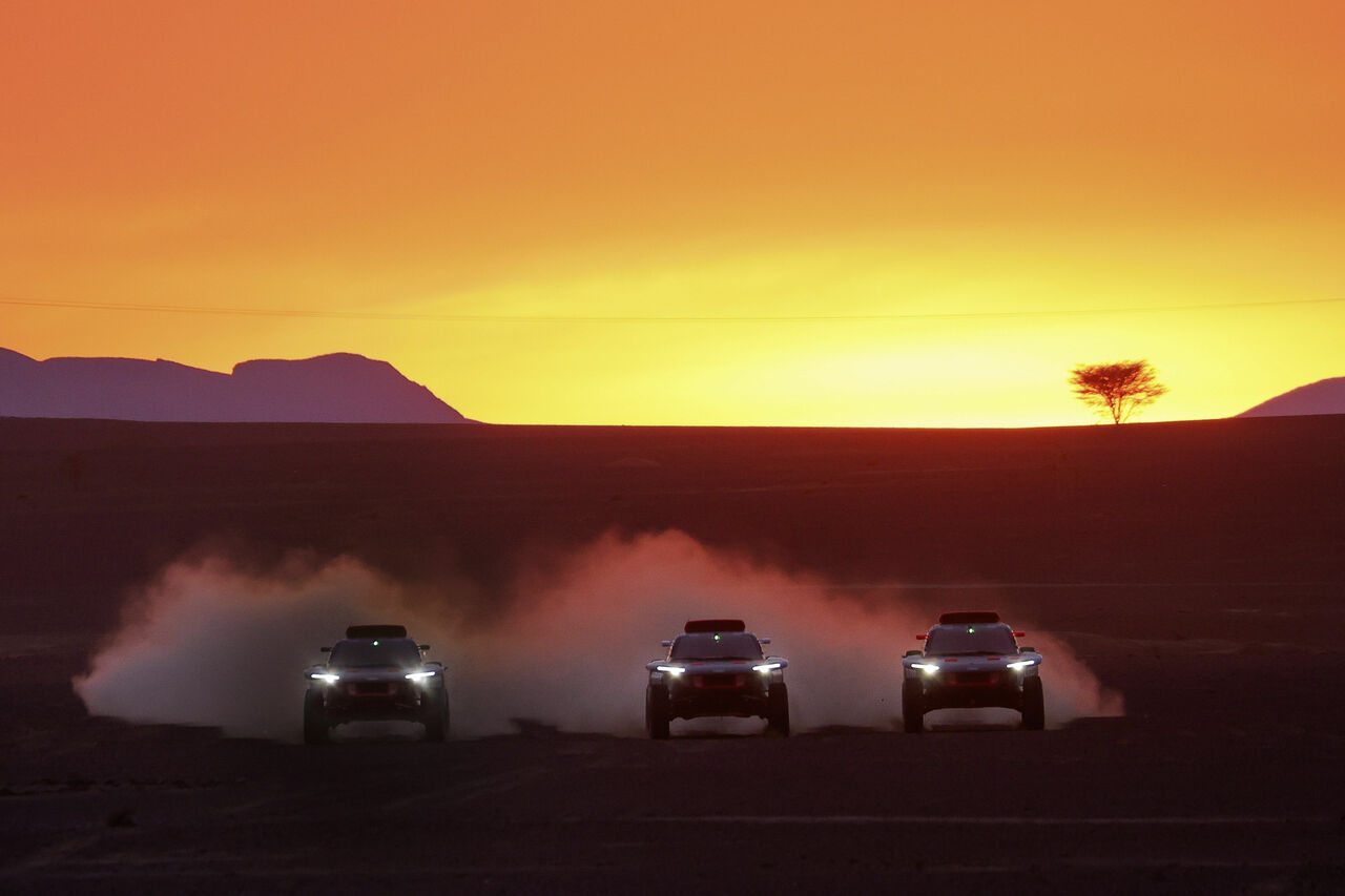 The Dakar project: Rallying, circuit racing, desert rallying | Audi ...
