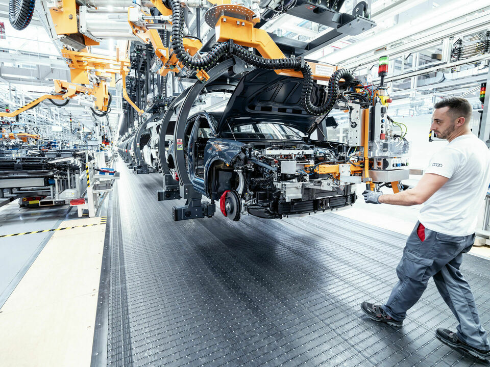 Production Audi Q6 e-tron at the Ingolstadt site | Photo | Audi MediaCenter