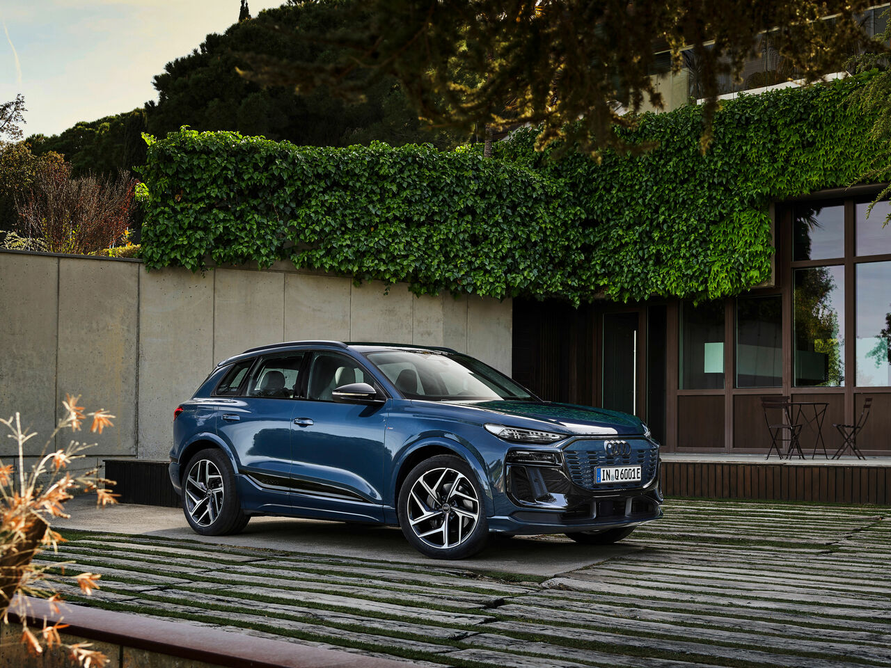 The Audi Q6 e-tron: electric mobility on a new level | Audi MediaCenter