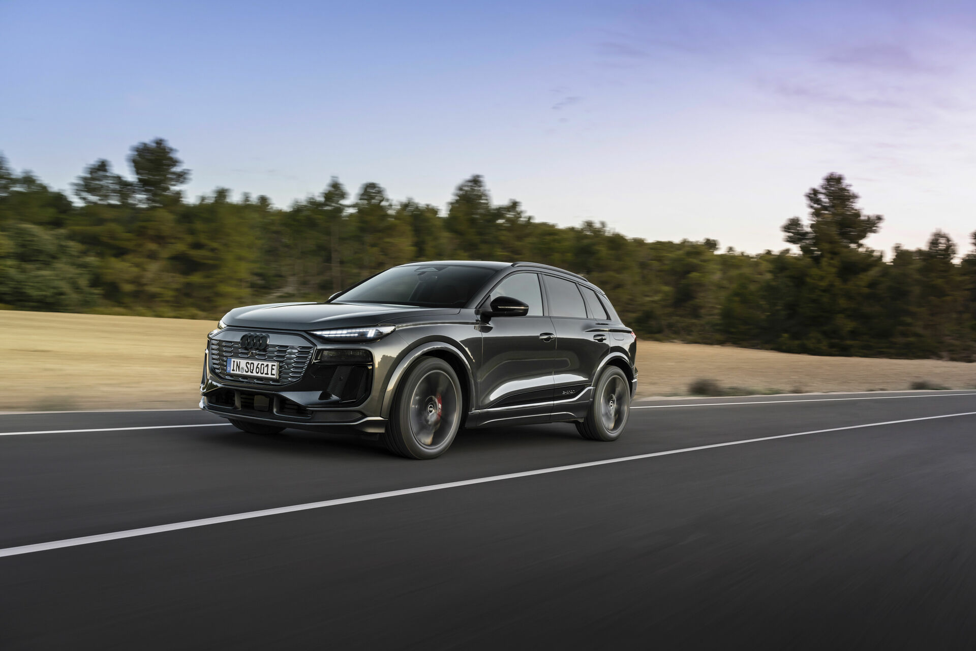 The Audi Q6 e-tron: electric mobility on a new level | Audi MediaCenter