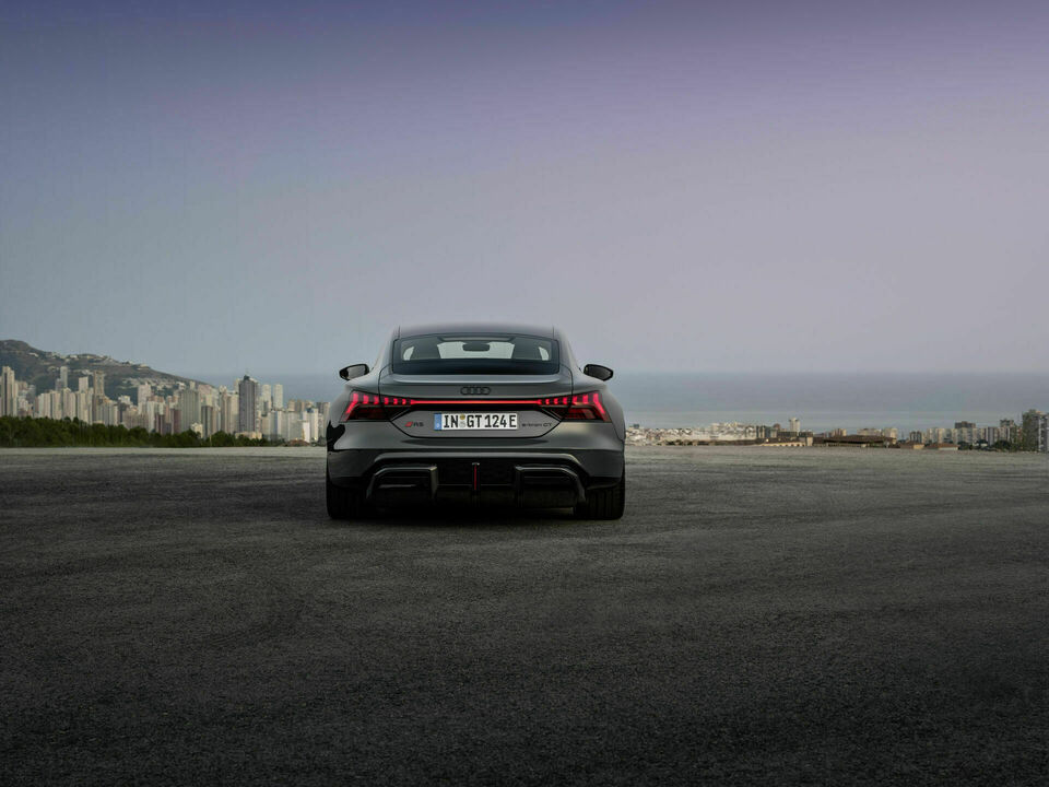 The new Audi e tron GT: An electrifying masterpiece | Audi MediaCenter
