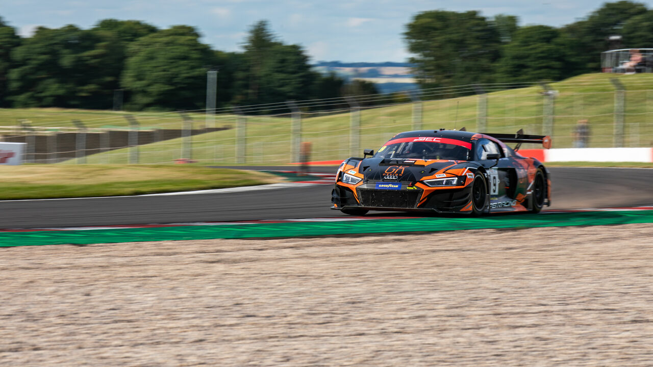 Successful Audi customer teams in Germany and Great Britain | Audi ...