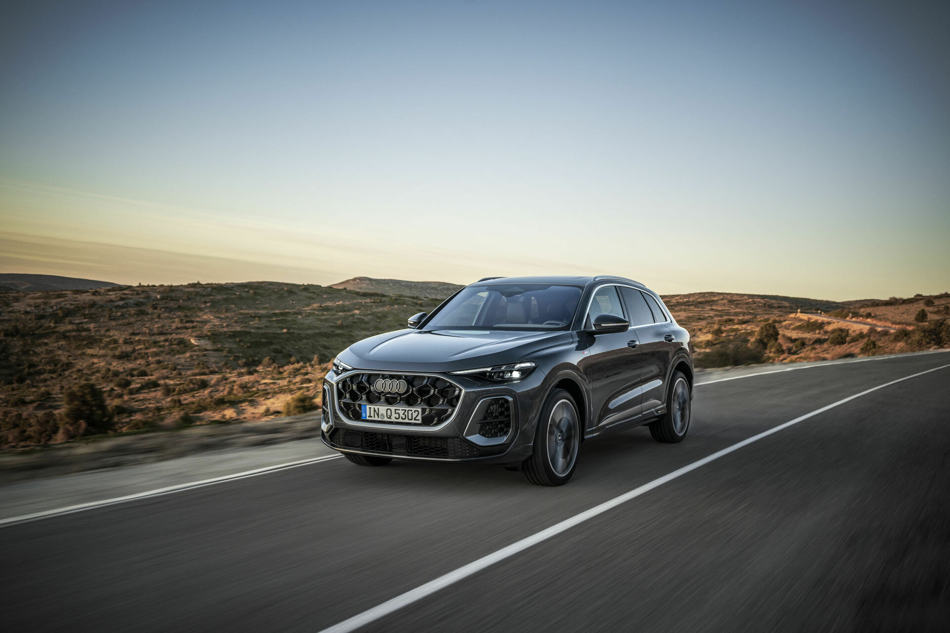 The new Audi Q5 SUV: proven concept in its third generation | Audi ...