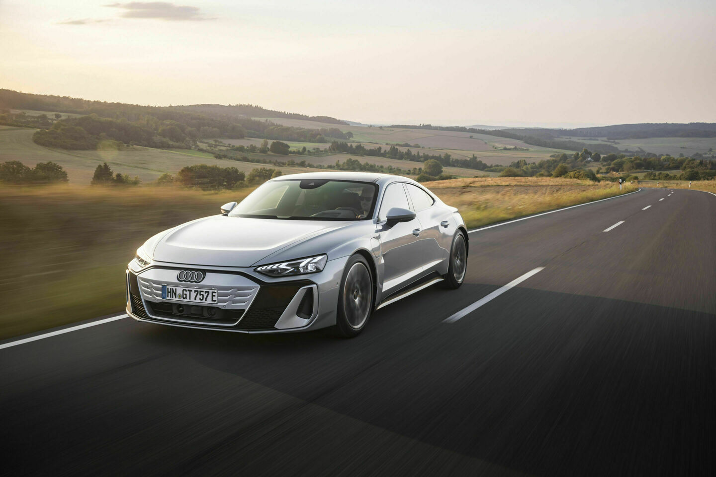 The new Audi e-tron GT: An electrifying masterpiece | Audi MediaCenter