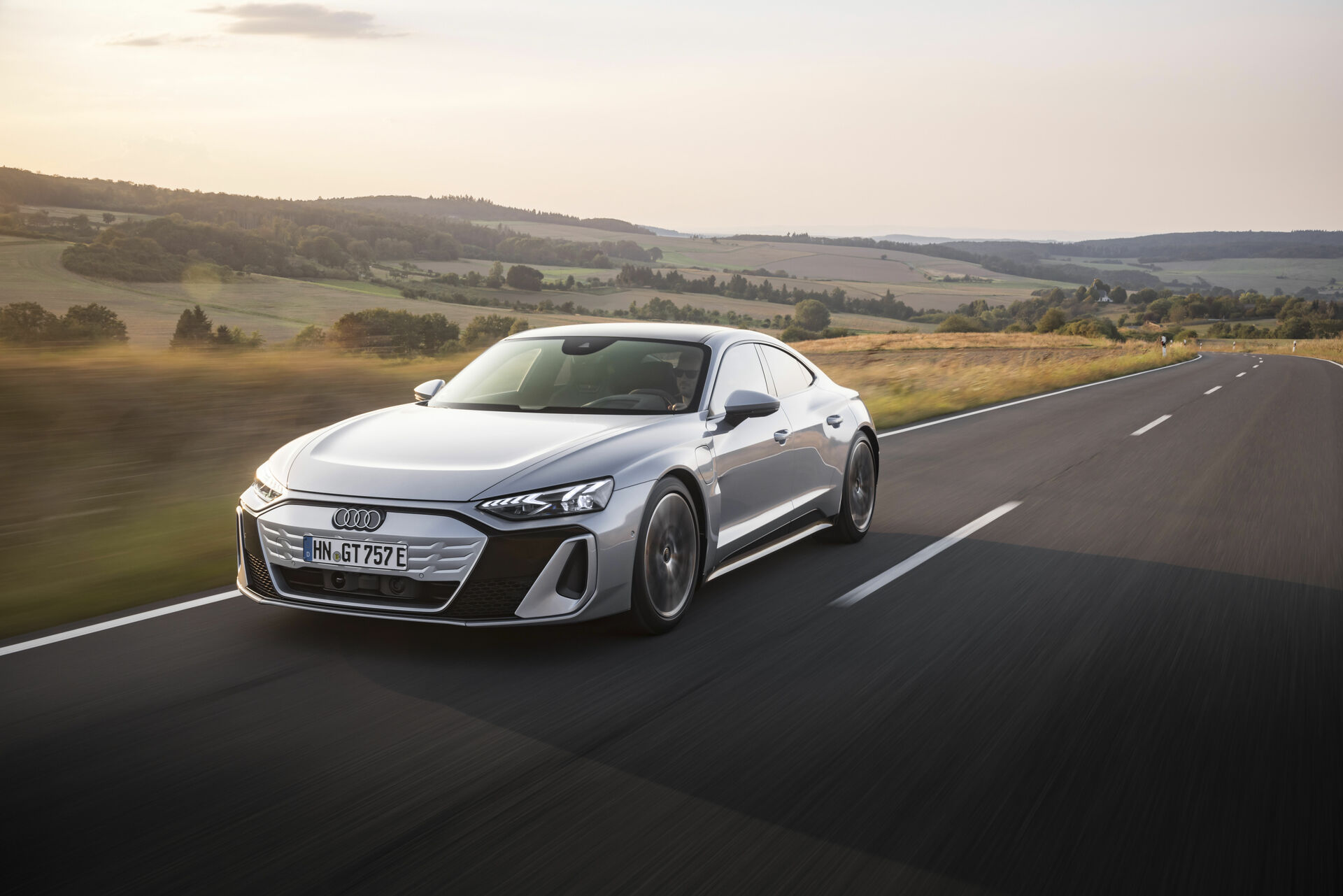 The new Audi e-tron GT: An electrifying masterpiece | Audi MediaCenter