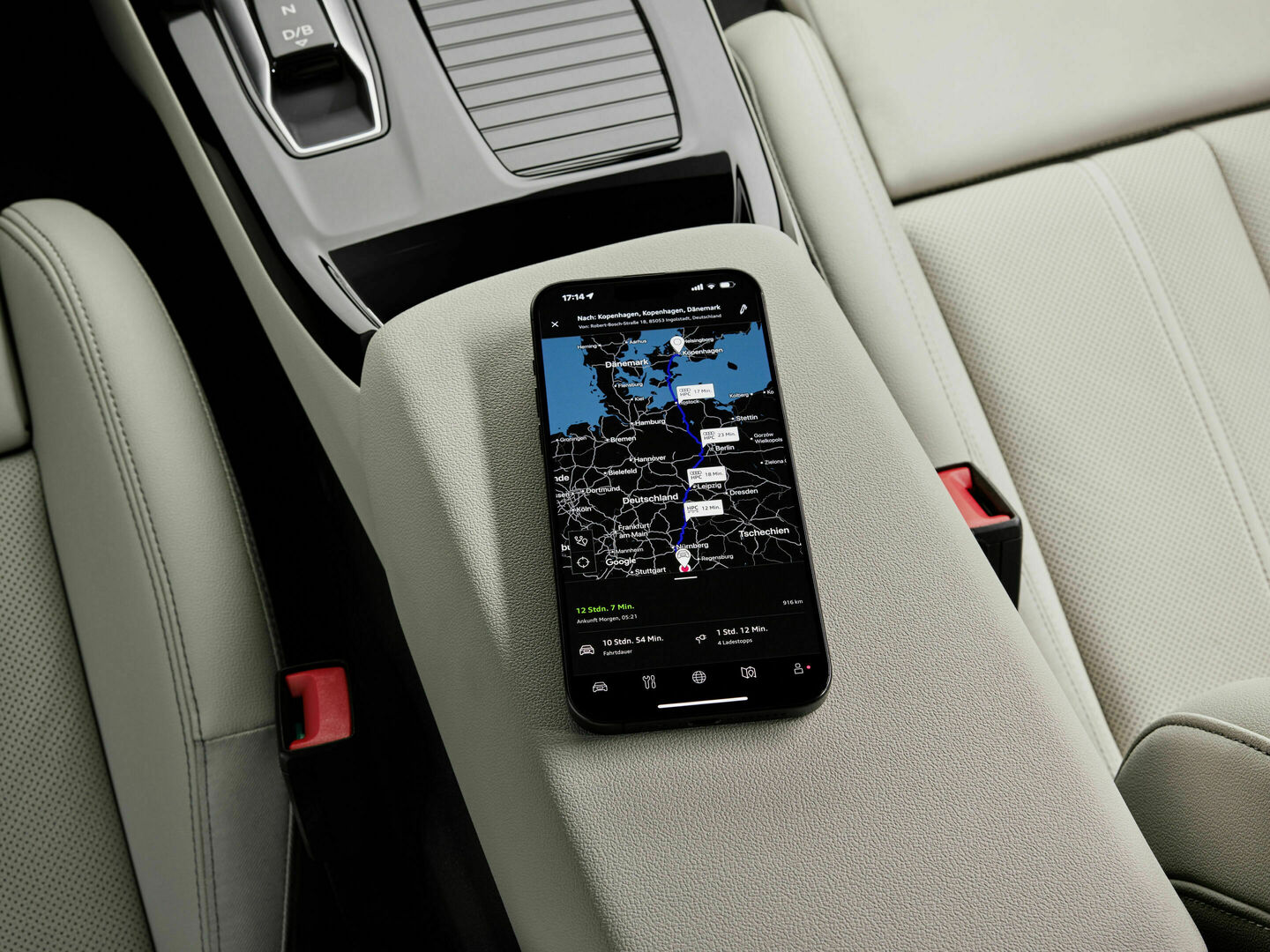 User operation, Displays and Infotainment | Audi MediaCenter