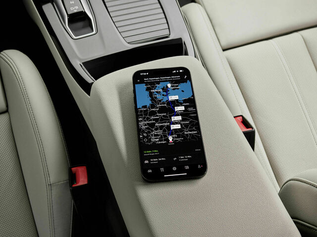 User operation, Displays and Infotainment | Audi MediaCenter