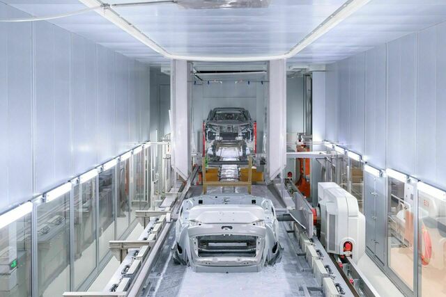 Audi starts production of electric models at its new plant in China ...
