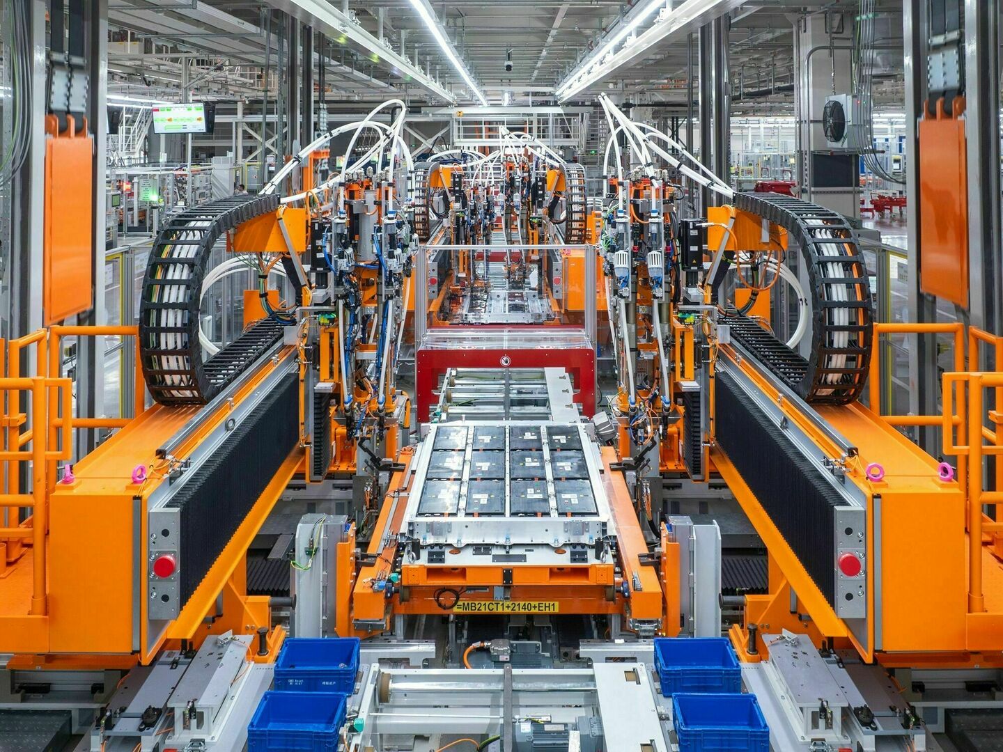 Audi starts production of electric models at its new plant in China ...