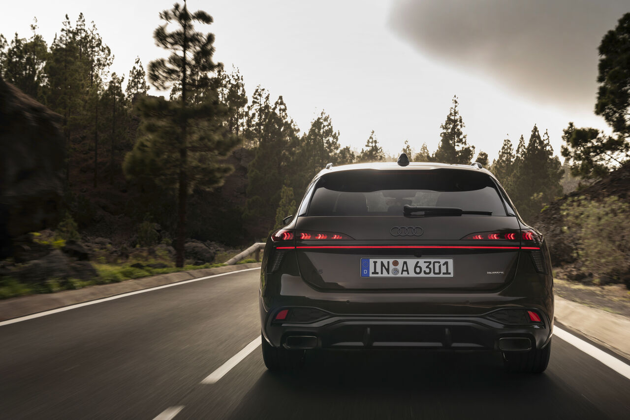 A first for the A6: integrated brake control system | Audi MediaCenter