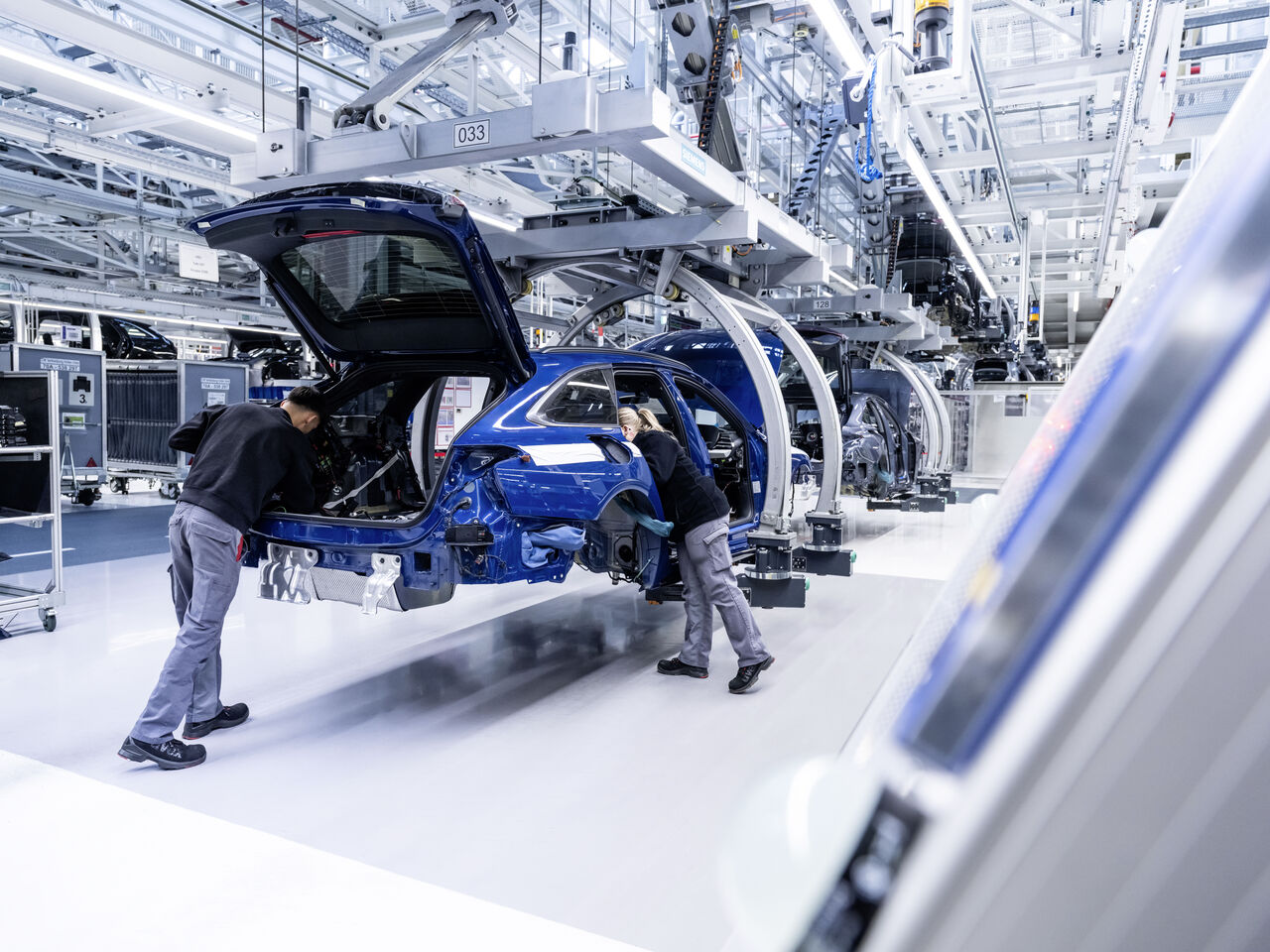 Production, launch, and pricing | Audi MediaCenter