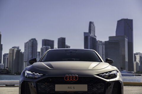 Audi RS 5: Premiere als Hot-Lap-Auto bei der Formel 1 | Foto | Audi ...