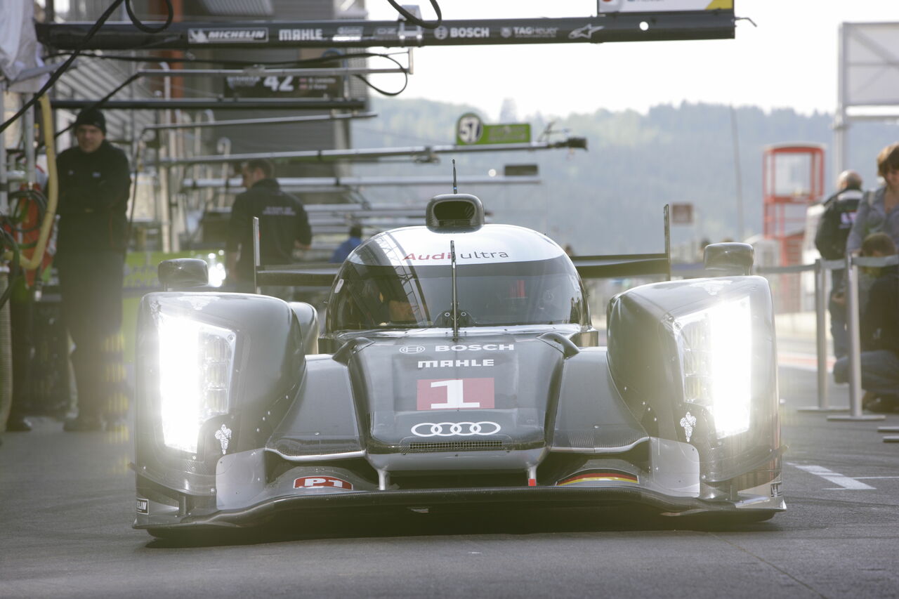 Audi R18 TDI: Advantage through LED technology | Audi MediaCenter