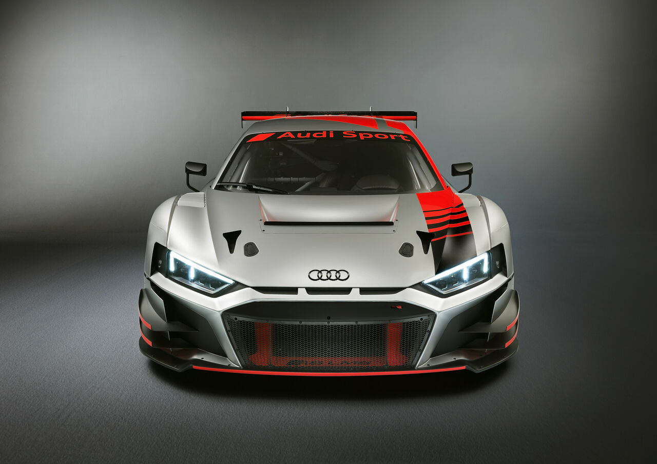World premiere in Paris: new evolution of Audi R8 LMS for customer ...