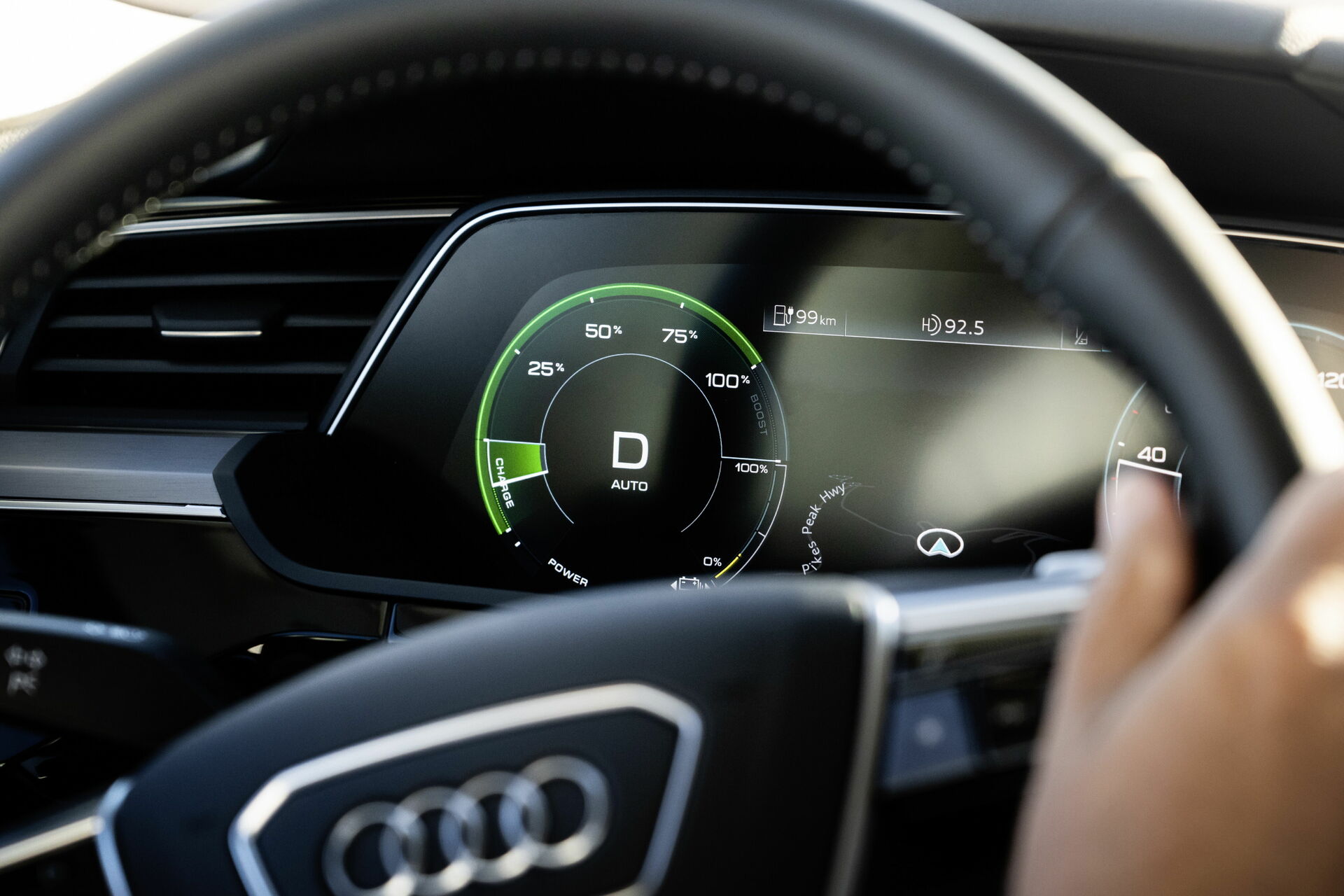User operation, Displays and Infotainment | Audi MediaCenter