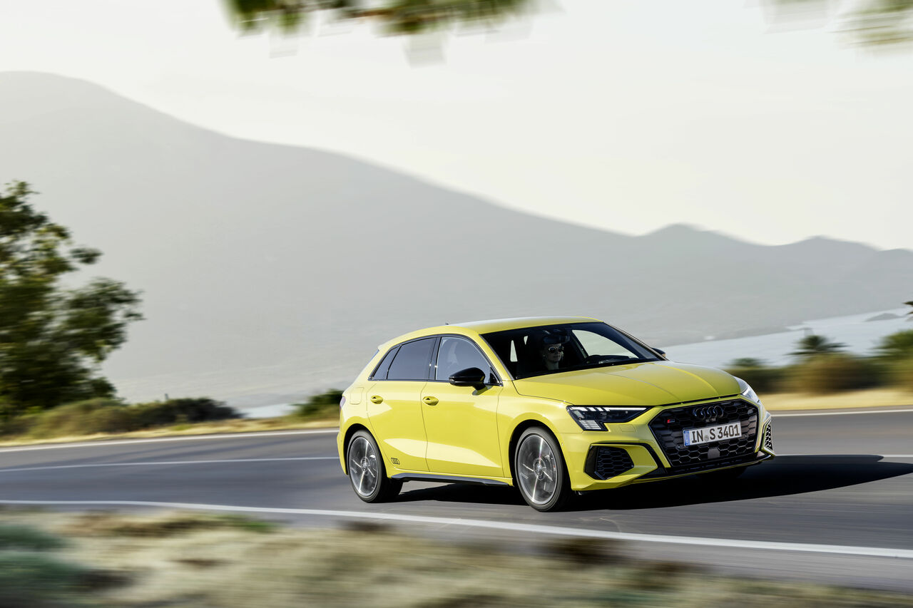 Komfort und Sicherheit: die Fahrerassistenzsysteme | Audi MediaCenter