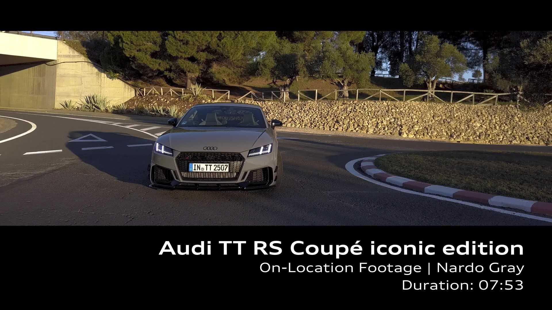 Footage: Audi TT RS Coupé iconic edition (bis 2023) | Video | Audi ...