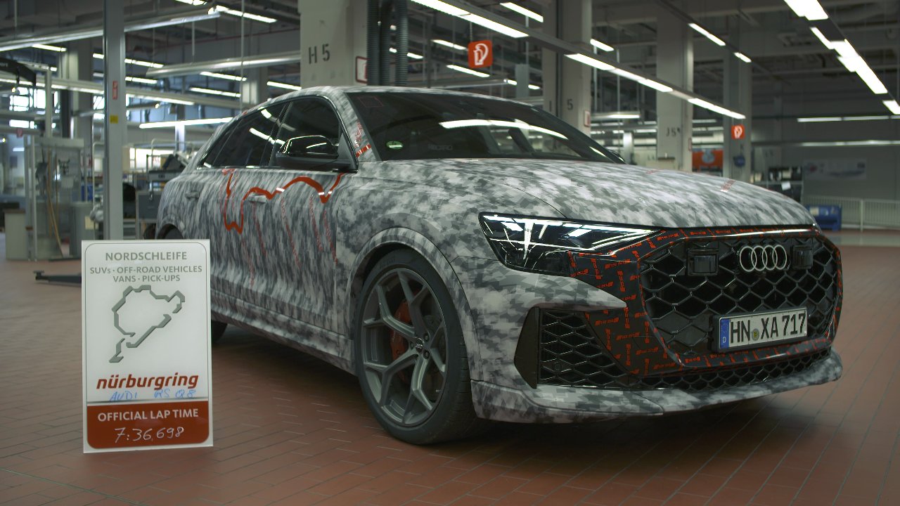 Record drive of the Audi RS Q8 performance on the Nuerburgring ...